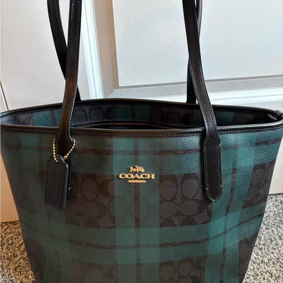Coach | Bags | Coach Zip Top Tote In Signature Canvas With Field Plaid ...